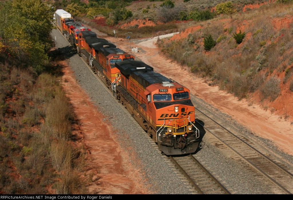 BNSF 7633